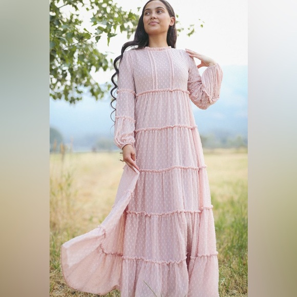 Dainty Jewells | Dresses | Dainty Jewells Bella Beauty Dress | Poshmark
